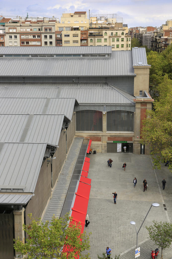 Mercado de El Ninot, Barcelona (España) | VMZINC ES