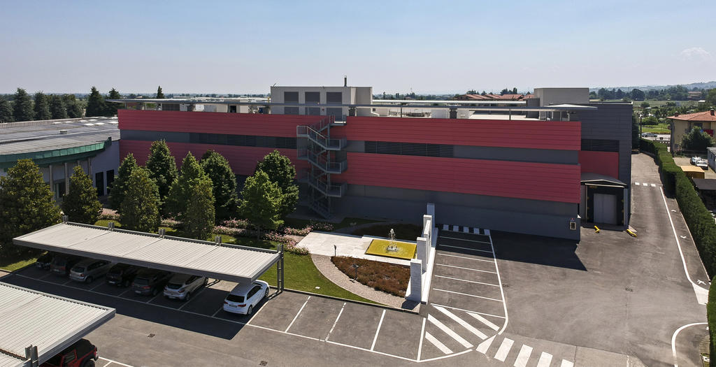SALUMIFICIO F.LLI TANZI, FELINO (Italia) | VMZINC IT