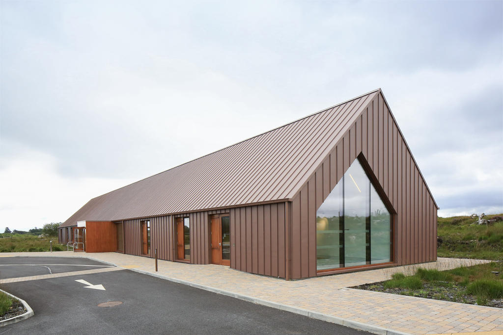 Ionad Cultúrtha an Phiarsaigh or Pearse Cottage Visitor Centre (Ireland ...