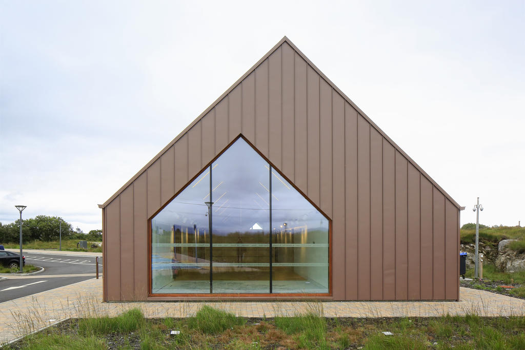 Ionad Cultúrtha an Phiarsaigh or Pearse Cottage Visitor Centre (Ireland ...