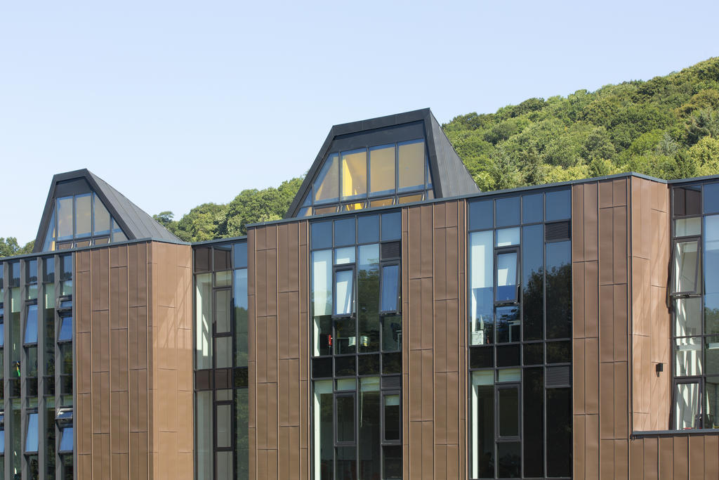 Langlee Primary School, Galashields (UK) | VMZINC UK
