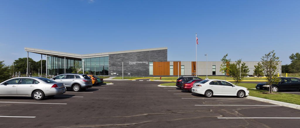 Hennepin County Library, Brooklyn Park Minnesota (USA) | VMZINC World