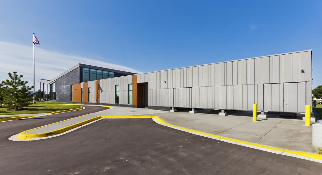 Hennepin County Library, Brooklyn Park Minnesota (USA) | VMZINC World