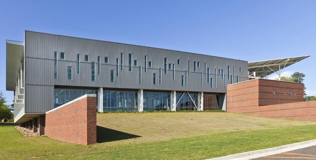 Lambright Sports and Wellness Center, Ruston Lou (USA) | VMZINC World