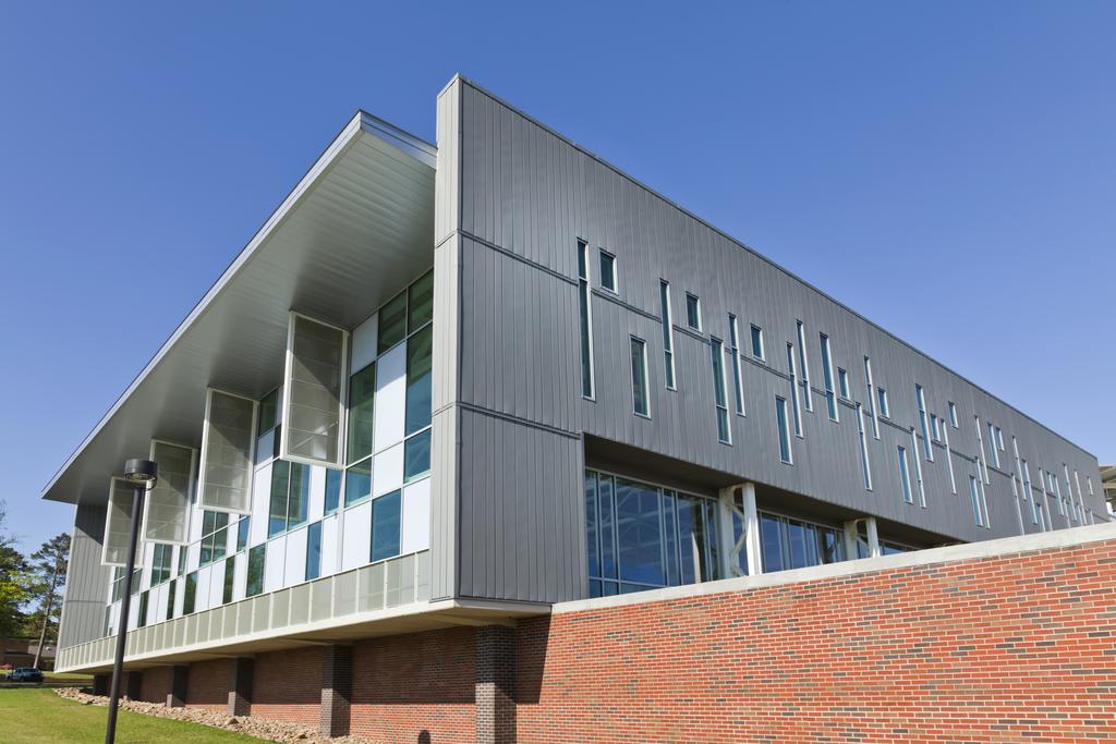 Lambright Sports and Wellness Center, Ruston Lou (USA) | VMZINC World